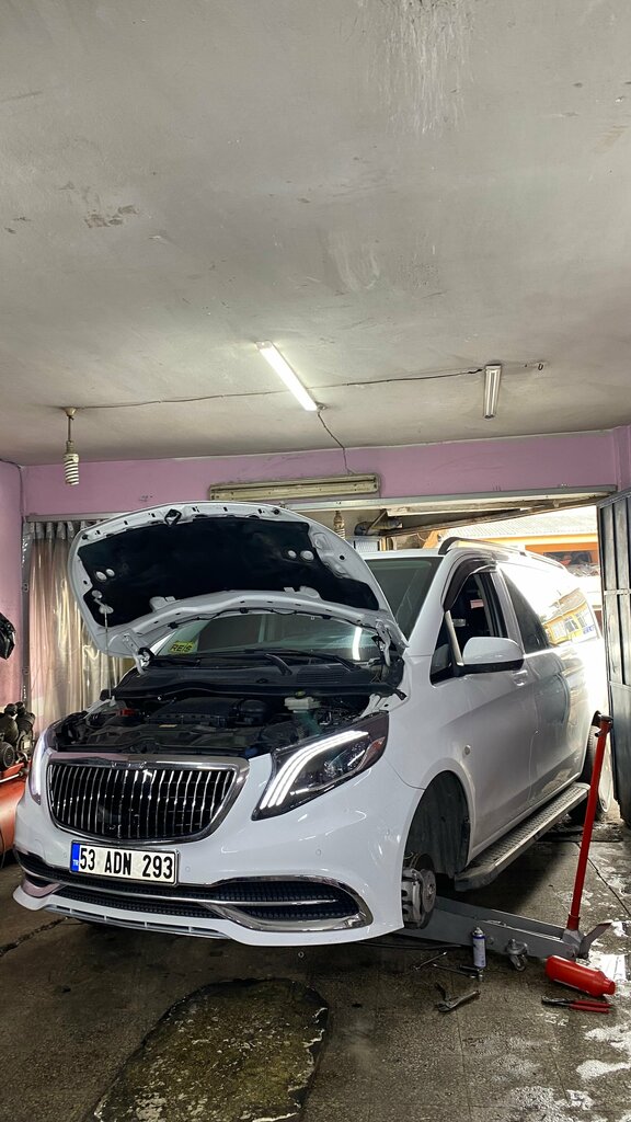 Oto servis ve bakım ekipmanları Yusuf Oto, İstanbul, foto