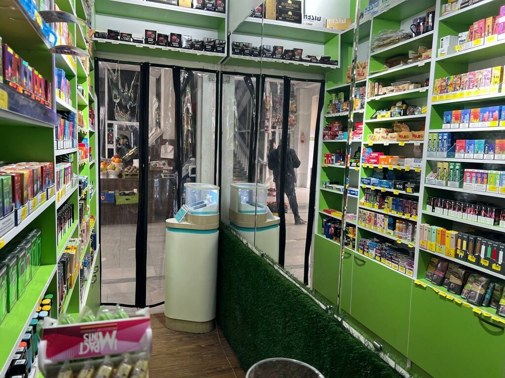 Tütün, sigara mağazaları Uztobacco, Taşkent, foto