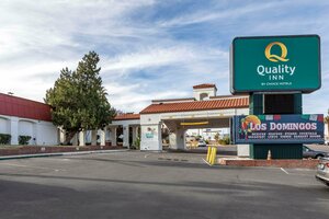 Quality Inn On Historic Route 66 (California, San Bernardino County, Barstow, East Main Street), otel  Barstow'dan