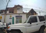 Tango (Santa Cruz de la Sierra, Distrito Municipal 11, Subdistrito 12, Reyes Cardona, 402), geçiş noktaları, güvenlik kontrol alanı  Santa‑Krus'tan