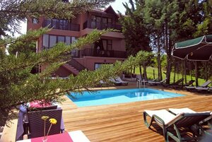 Villa Pine Garden Otel (Yeniköy Mah., İbni Sina Cad., No:19, Şile, İstanbul), otel  Şile'den