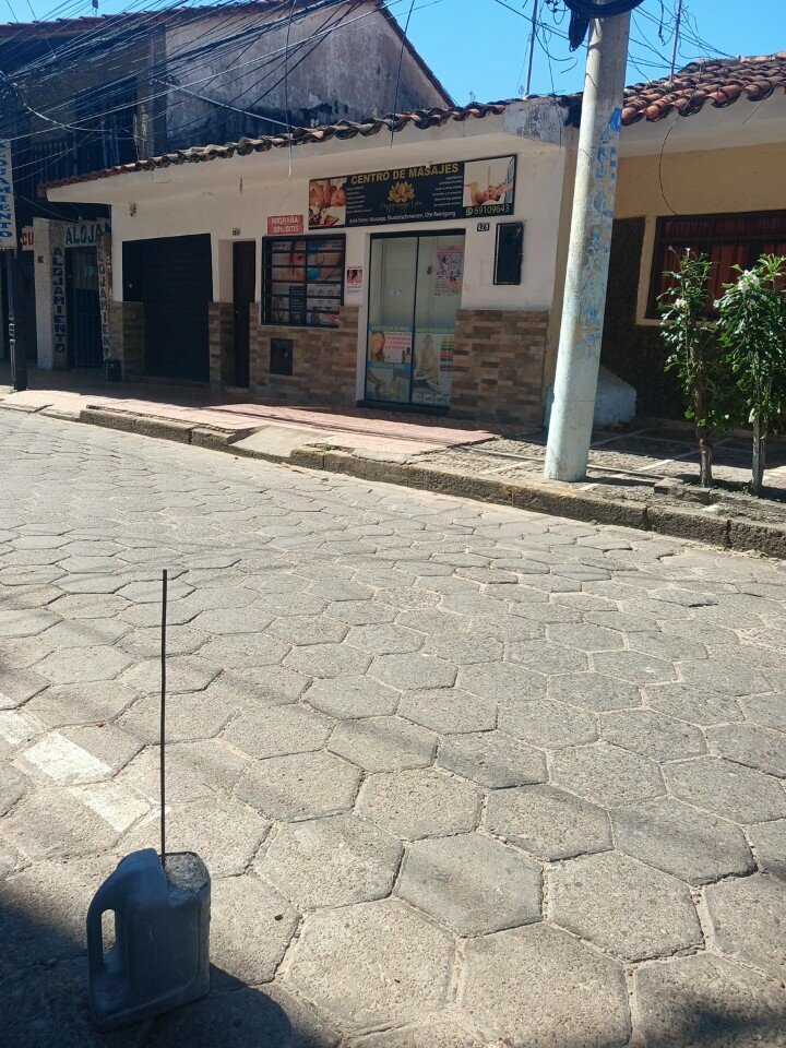 Masaj salonları Protvetaniye loto, Santa‑Krus, foto