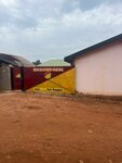Iron fist mess (Greater Accra Region, La Dade Kotopon Municipal, Burma Camp), apartman kompleksi  Dünya'dan