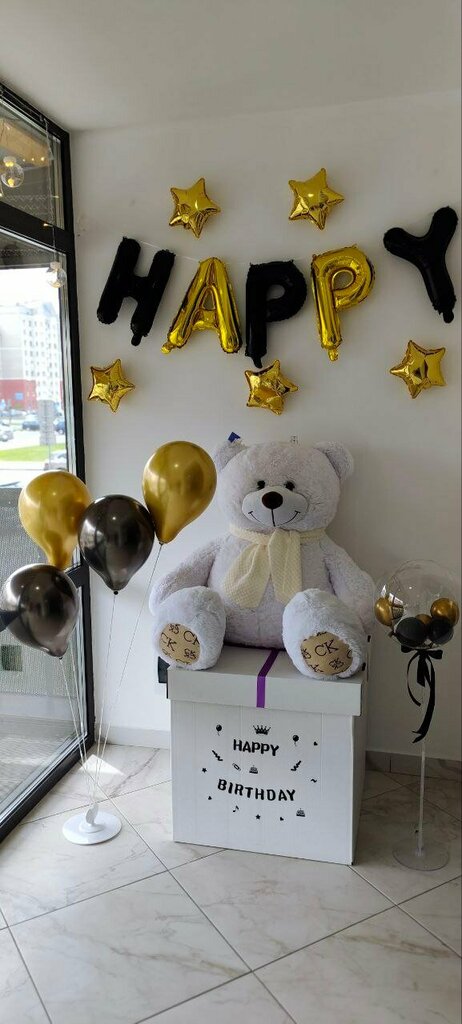 Kutlama ürünleri Happy Day, Pinsk, foto
