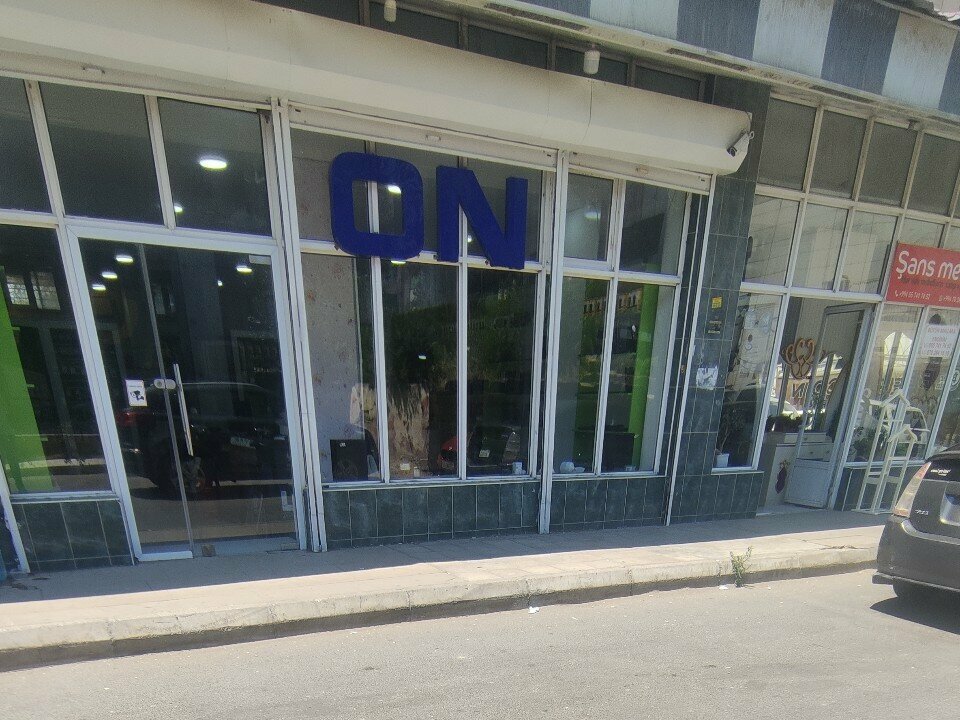 Elektronik eşya mağazaları On, Bakü, foto