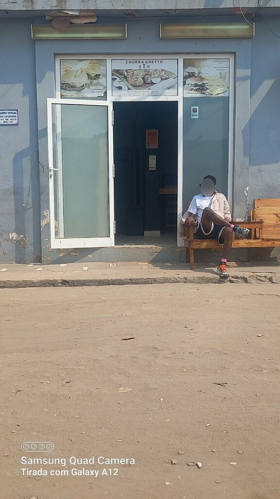 Kafe Churra Ghetto, Loanda, foto