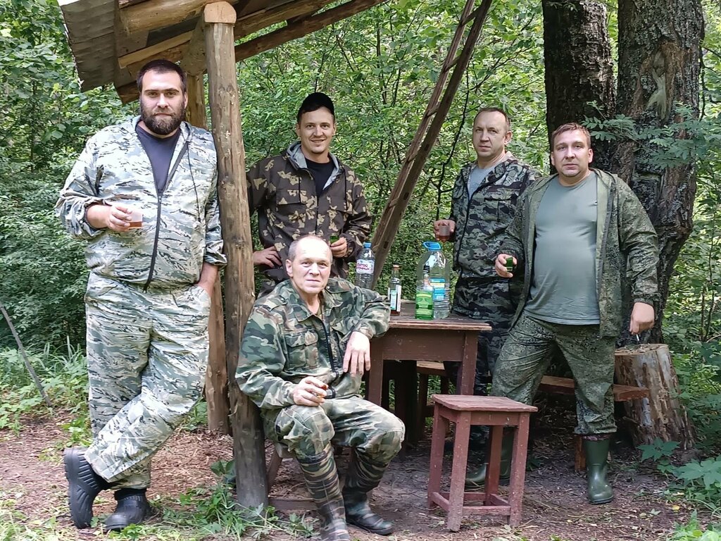 Anıt, heykel Братская могила партизан 3-й стрелковой (Рогнеденской) партизанской дивизии, Kalujskaya oblastı, foto