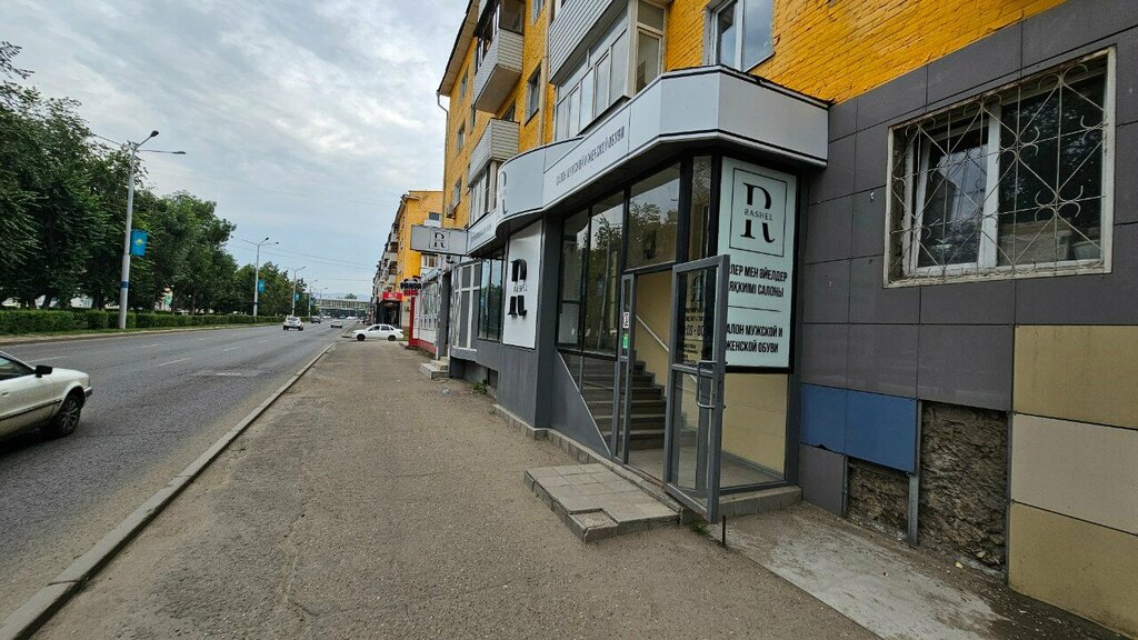 Ayakkabı mağazaları Rashel, Öskemen (Ust‑Kamenogorsk), foto