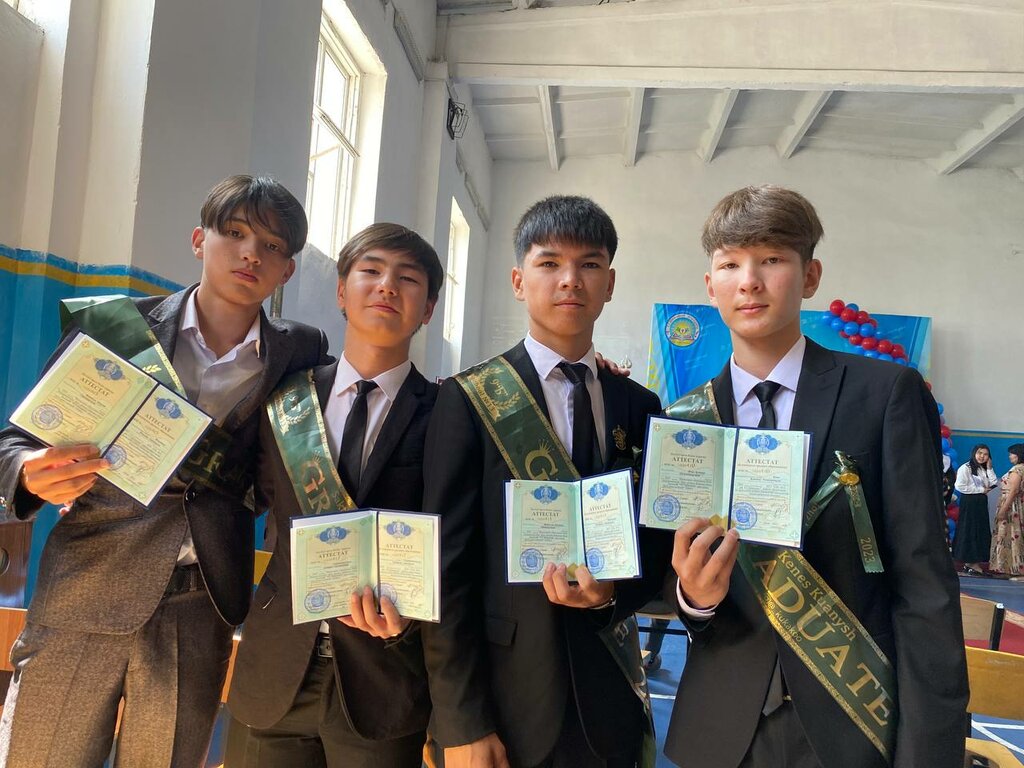 Ortaokul Shevchenko School No. 13, Aral (Aralsk), foto