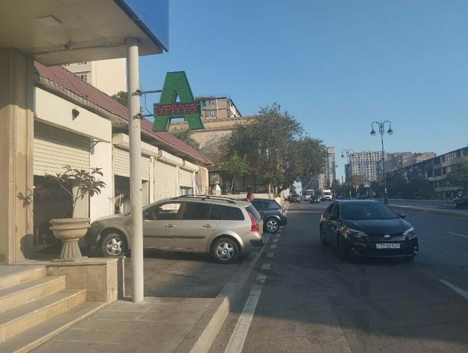 Oto kaporta Motorist, Bakü, foto