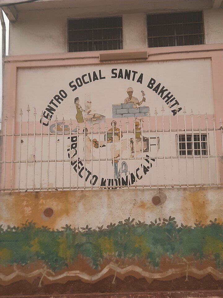 Sosyal yardım kuruluşları Santa Bakhita, Loanda, foto