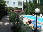 Вилла Чайка (улица Б. Хмельницкого No:13, село Рыбачье), otel  Kırım Cumhuriyeti'nden