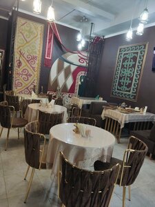 Daymohk (Anatoly Skorobogatov Street No:92), restoran  Oral'dan (Uralsk'tan)