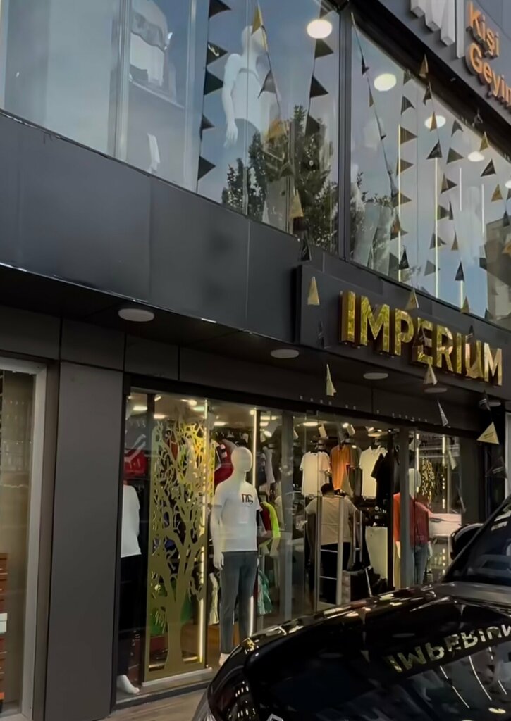 Giyim mağazası Imperium Baku Ehmedli Branch, Bakü, foto