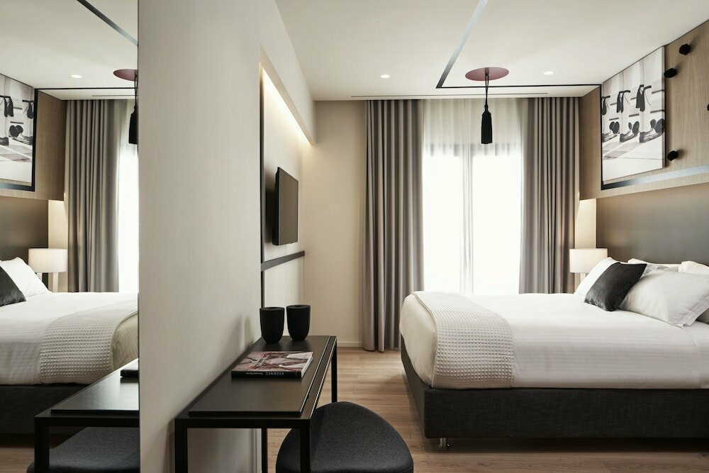 Otel Urban Frame Plaka, Atina, foto