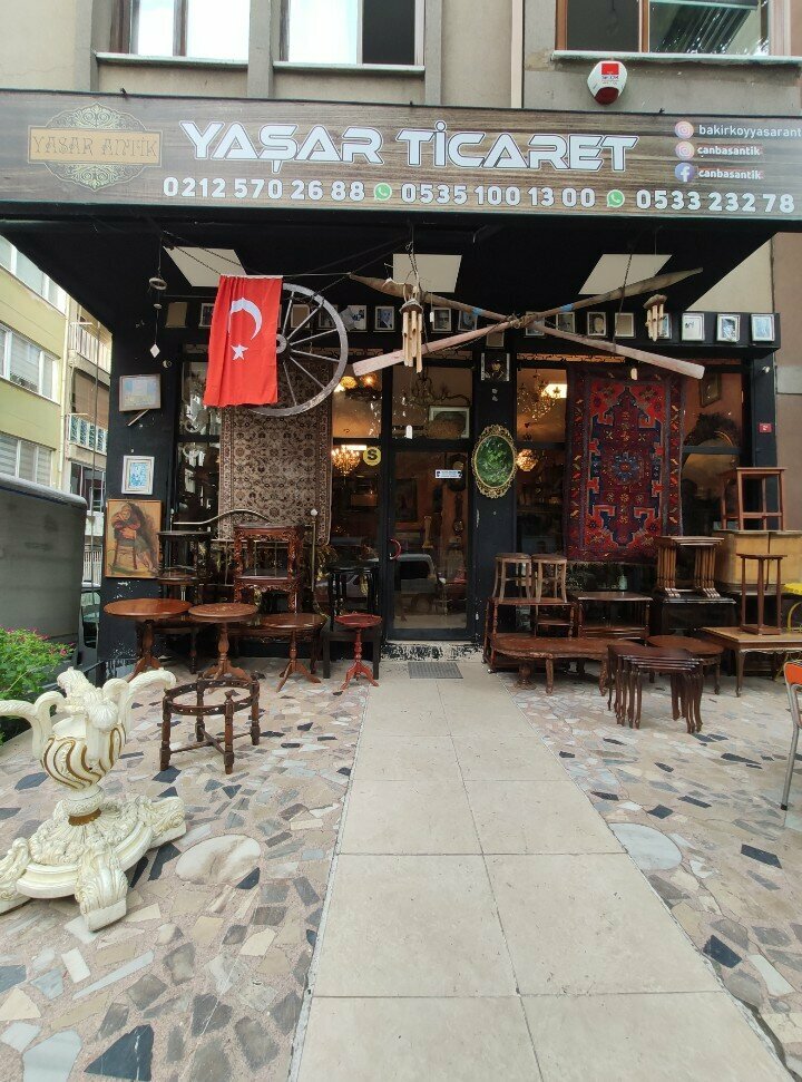Antikacı dükkanları Yaşar Antik, İstanbul, foto