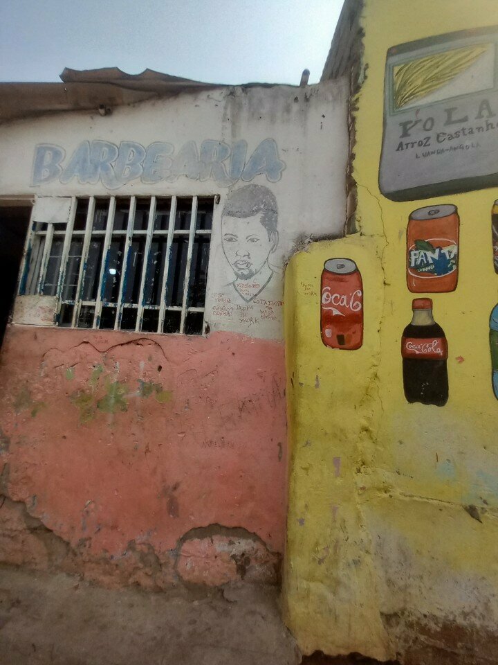 Berberler Barbearia, Loanda, foto