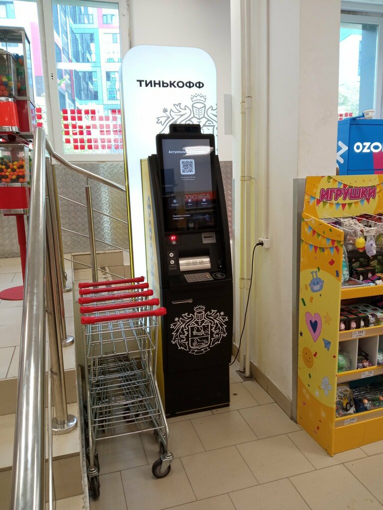 ATM'ler Т-Банк, Saint‑Petersburg, foto