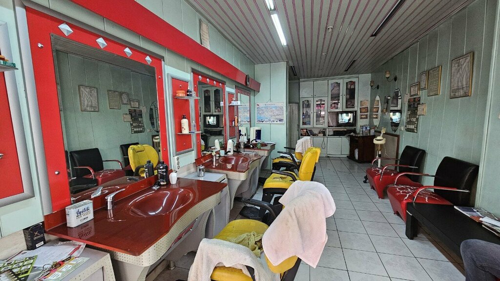 Berberler Yılmaz Erkek Kuaförü, Ankara, foto