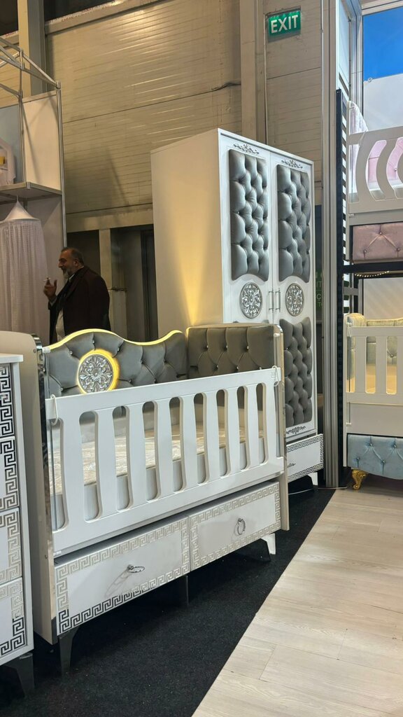 Mobilya mağazaları Efendi Bebe, İstanbul, foto