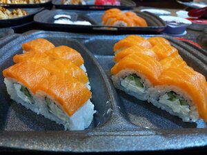 SushiSell (Yuzhno-Yakutskaya ulitsa No:24/2), suşi restoranı  Nerungri'den