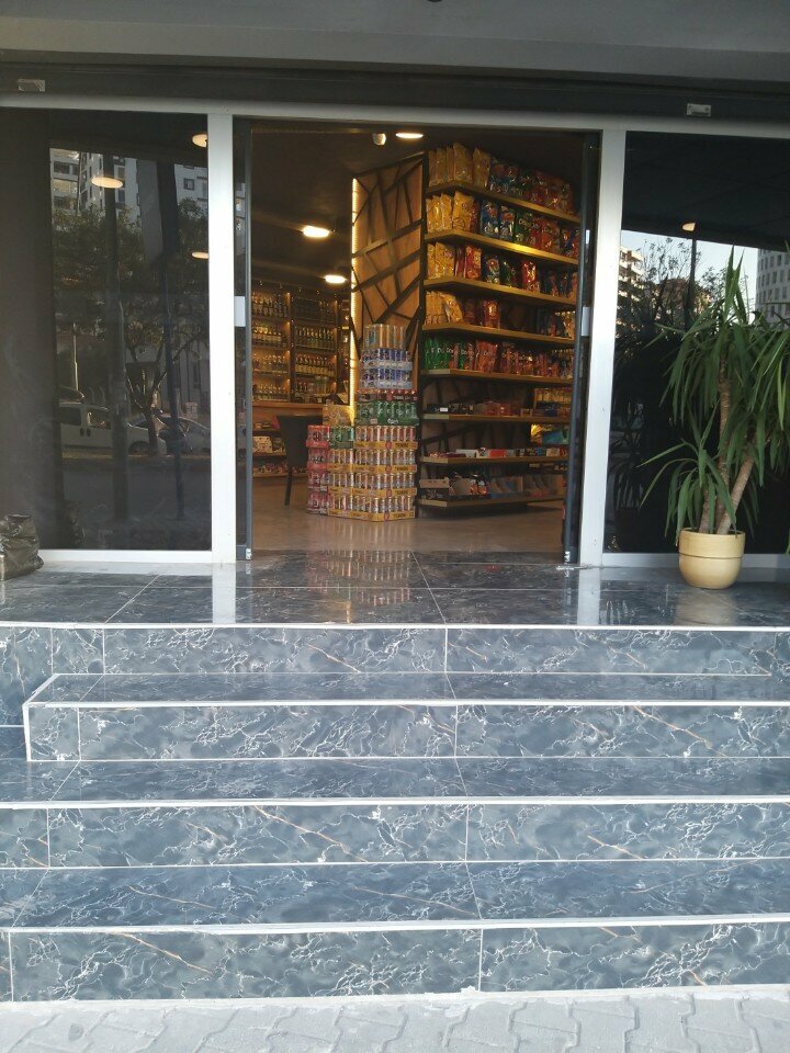 Alkollü içecekler Tazeler Gıda Ve Tekel, Adana, foto