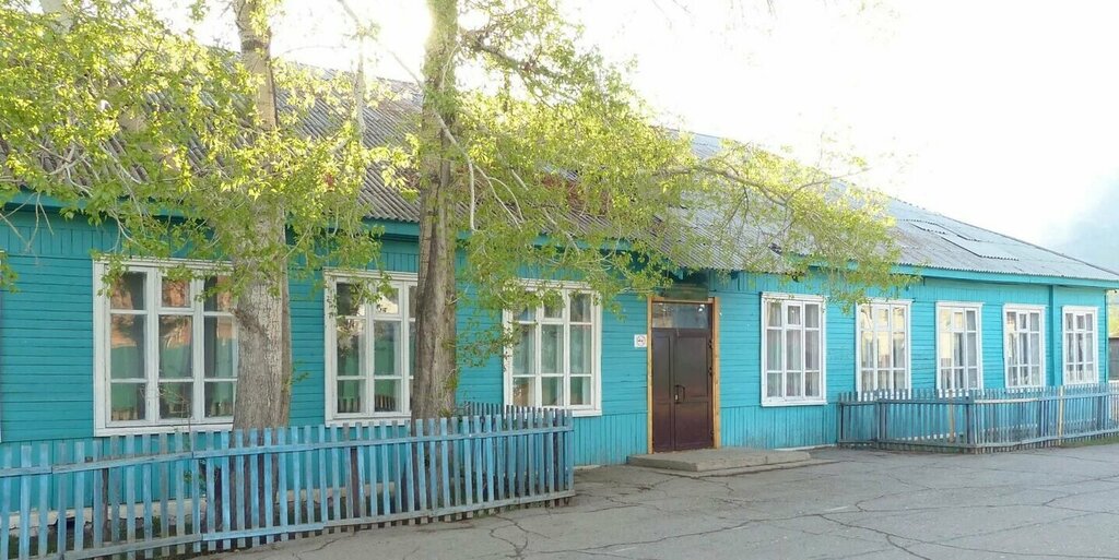 Ortaokul Еланцынская средняя общеобразовательная школа, İrkutskaya oblastı, foto
