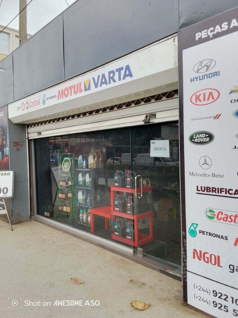 Yağlama ürünleri Mercado, Loanda, foto