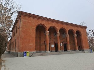 Karmir Akumb (Armavir, Կենտրոն), sinemalar  Armavir'den