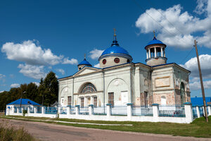 Church of the Assumption of the Blessed Virgin Mary (Bryansk Region, Komarichskiy rayon, Lopandinskoye selskoye poseleniye, selo Radogoshch, Naberezhnaya ulitsa), ortodoks kiliseleri  Brianskaya oblastından