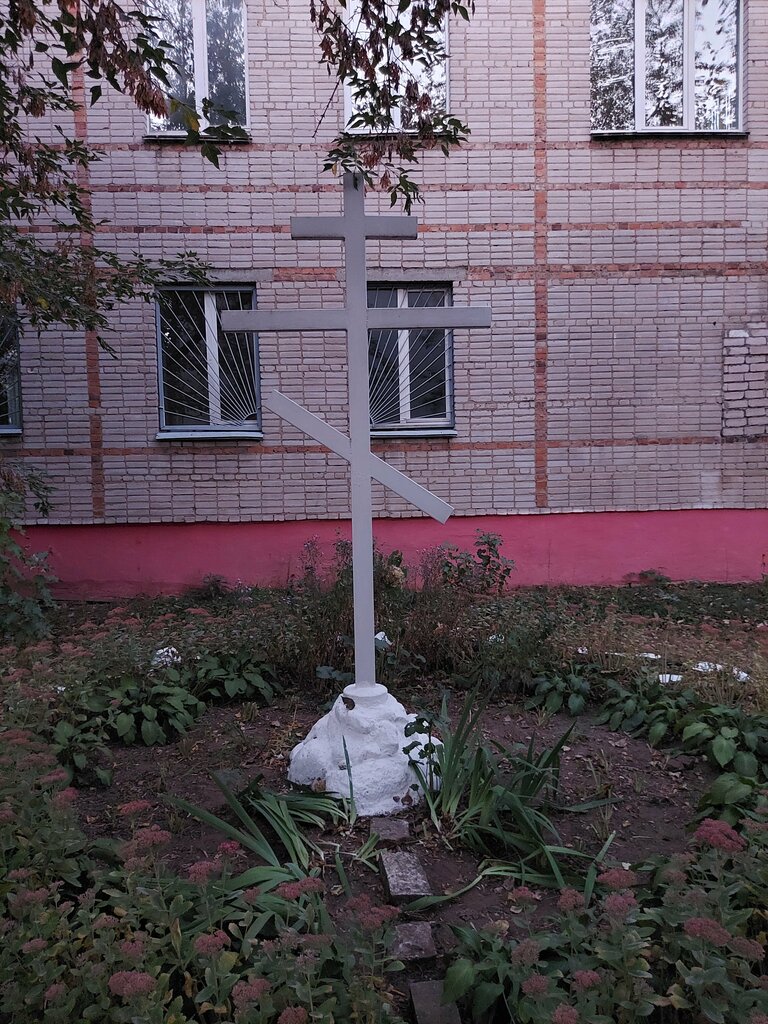 Anıt, heykel Памятный крест, Vitebsk, foto