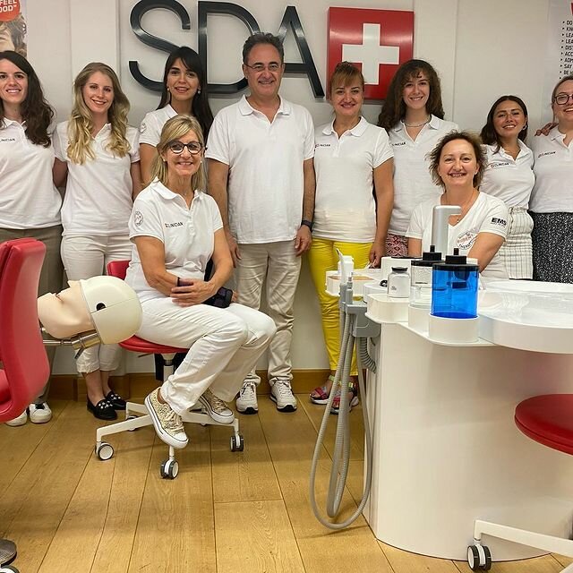 Özel ağız ve diş sağlığı klinikleri ve muayenehaneleri Doç. Dr. Sermet Şahin, Ankara, foto