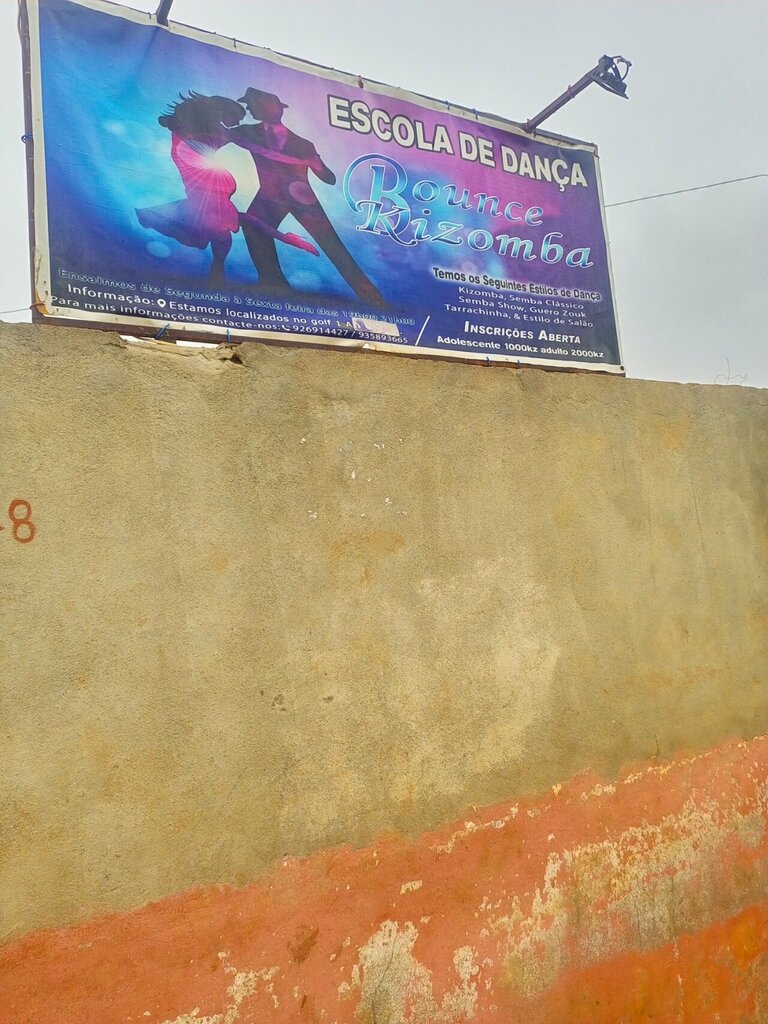 Dans okulları Escola de dança Bounce Kizomba, Loanda, foto