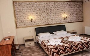 Hotel Diadema (Rusudan Mikeladze Street No:67, Tbilisi), otel  Tiflis'ten