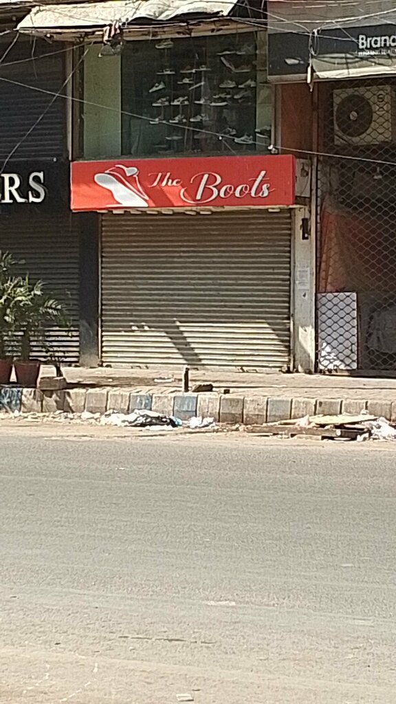 Ayakkabı mağazaları The boots, Karaçi, foto