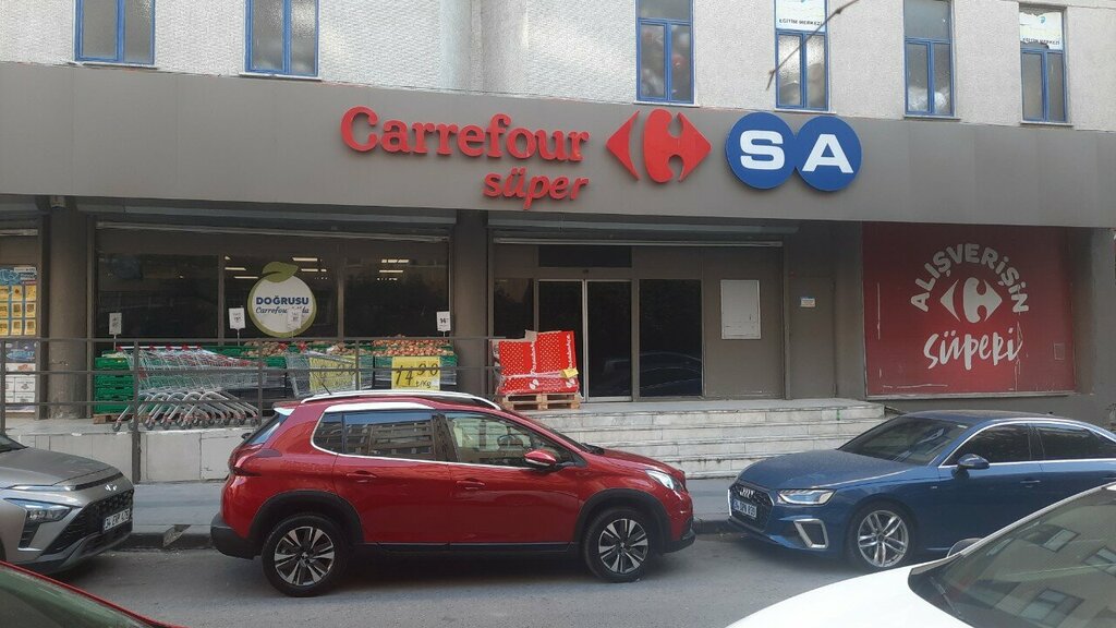 Süpermarket CarrefourSA, İstanbul, foto