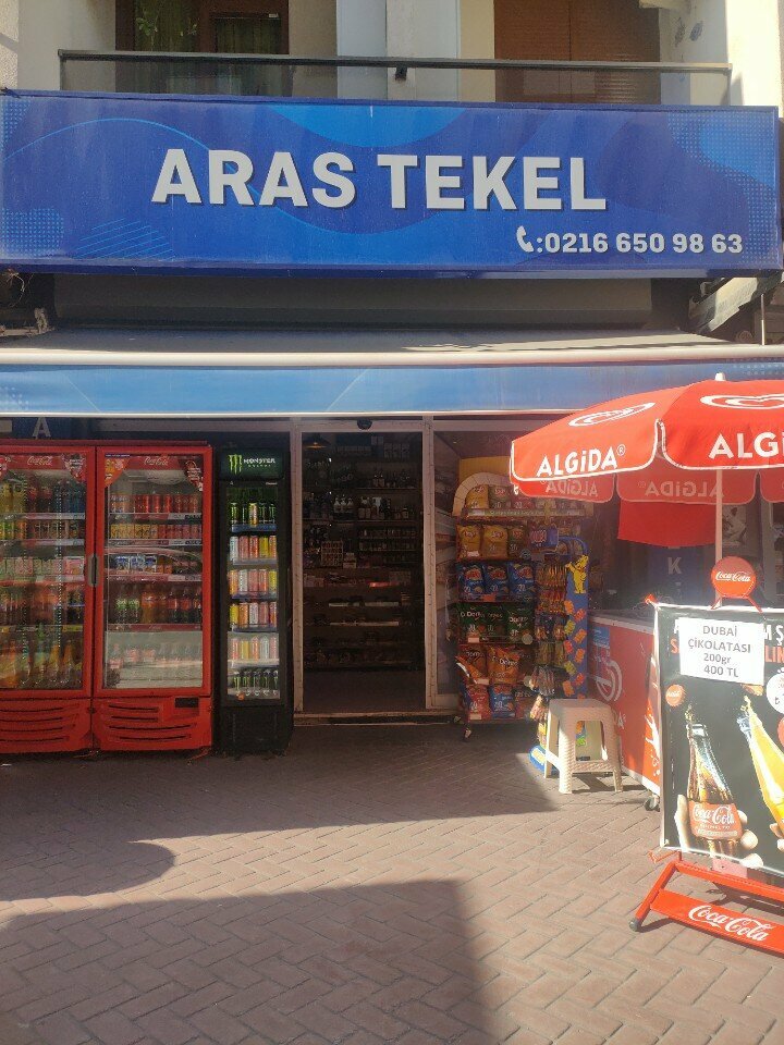 Alkollü içecekler Aras Tekel, İstanbul, foto