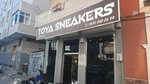 Toya Sneakers (Yeşilova Mah., Ünver Sok., No:3A, Küçükçekmece, İstanbul), spor giyim ve ayakkabı  İstanbul'dan
