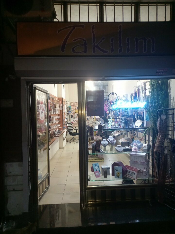 Piercing dükkanı Takılım, İstanbul, foto