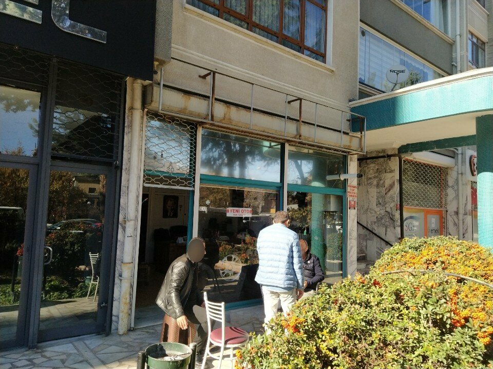 Otomobil açık artırması Yeni Oto Azmi Çolak, Ankara, foto