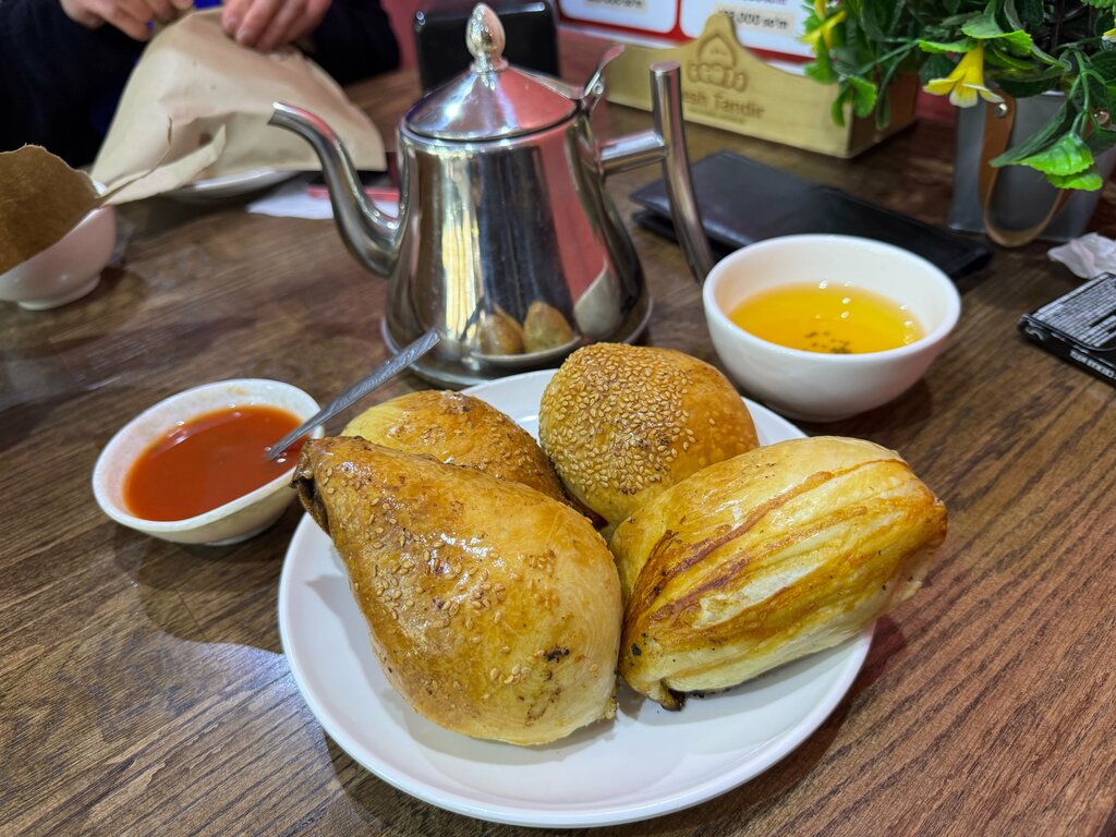 Kafe Besh Tandir, Taşkent, foto