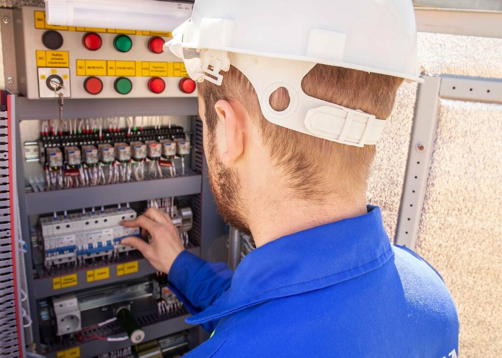Elektrik servisi Carze company S. A. C, Lima, foto