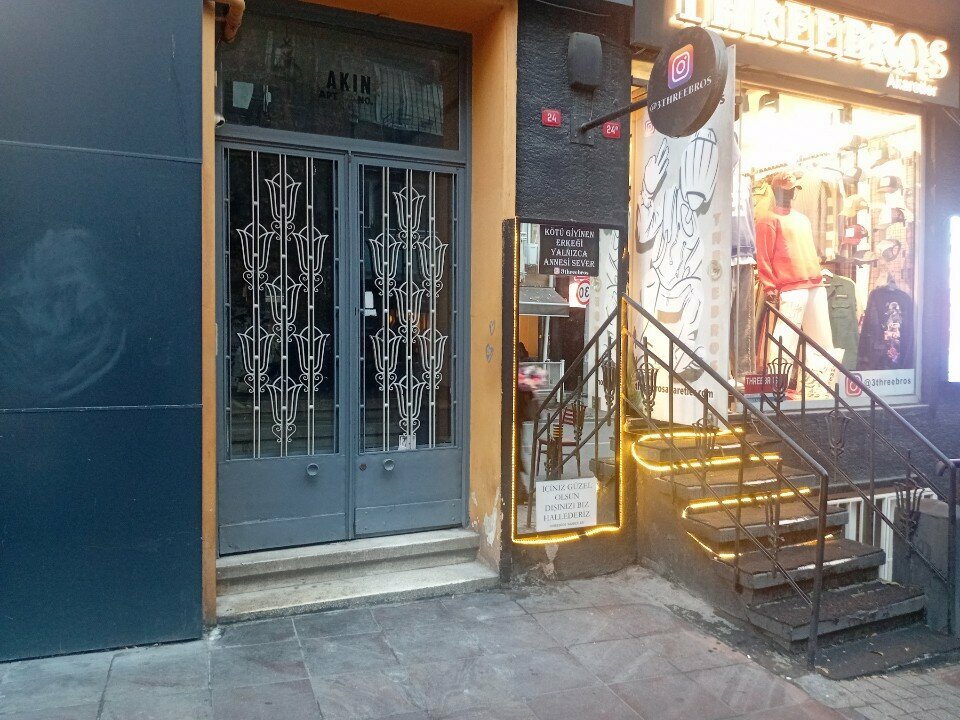 Giyim mağazası ThreeBros Akaretler Mağazası, İstanbul, foto