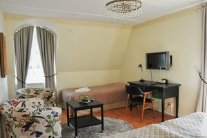 Nya Pallas Hotel (Åke Tottsgatan No:5), otel  Falkenberg'den