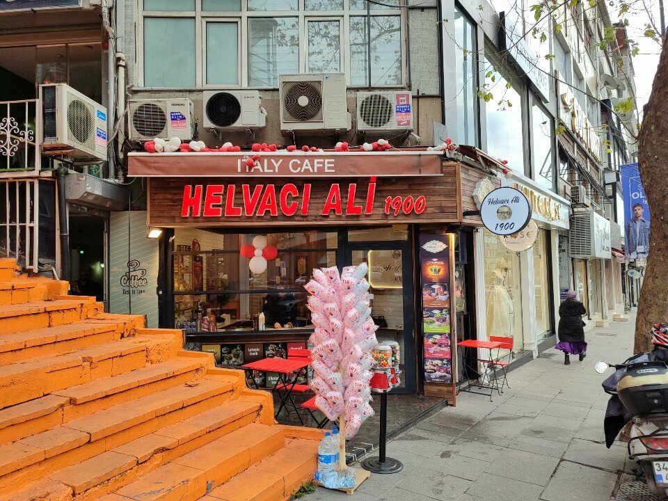 Şekerleme tatlı ve pastacılık ürünleri Helvacı Ali, İstanbul, foto