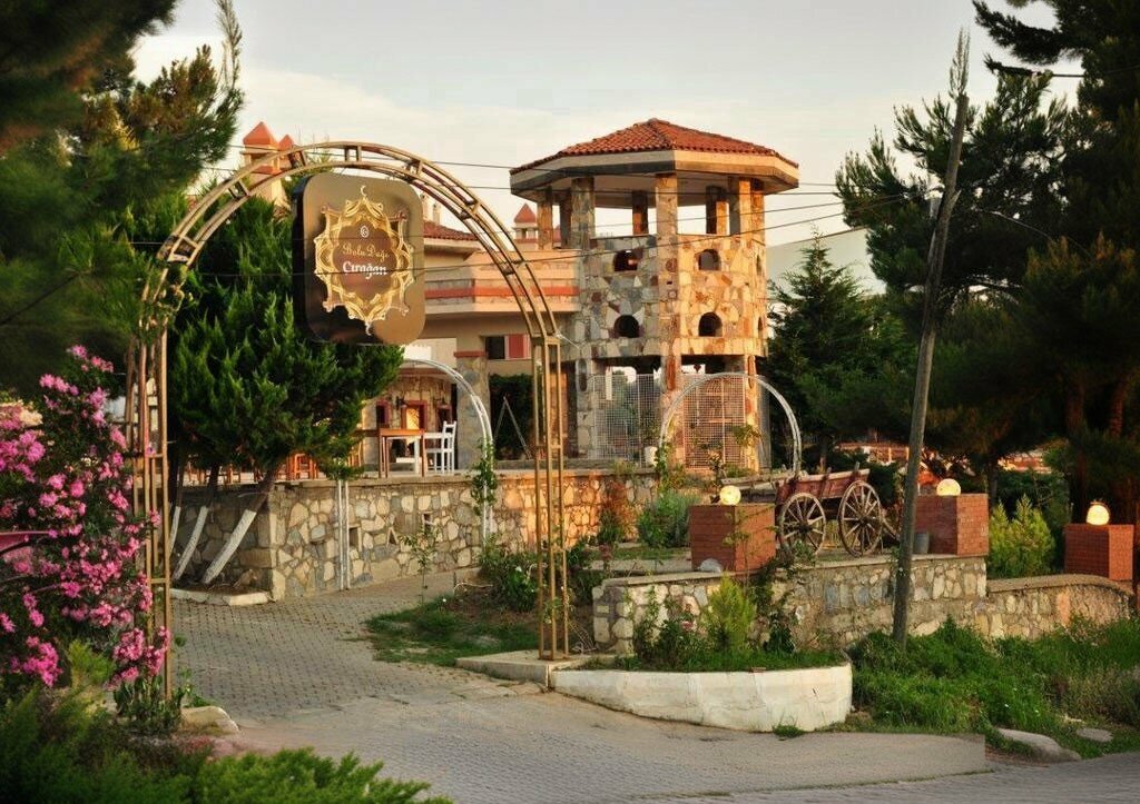 Restoran Bolu Dağı Çırağan Restoran, Kuşadası, foto