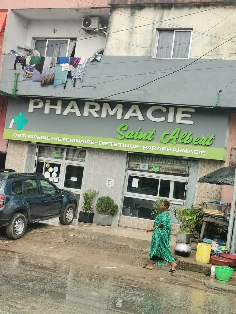 Eczaneler Saint Albert Pharmacy, Abican, foto