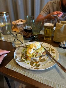 На семи холмах (Romanovskaya ulitsa No:14, Cherdyn), restoran  Çerdyn'den