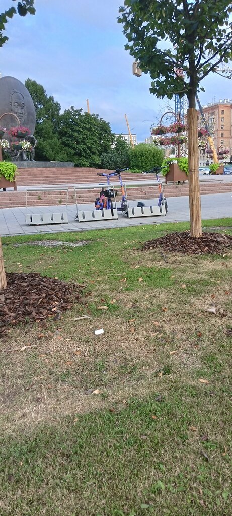 Bisiklet park yerleri Велопарковка, Moskova, foto