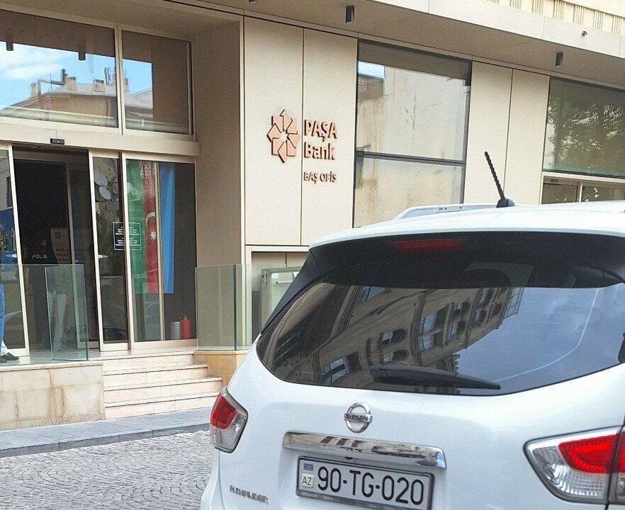 Banka Paşa Bank ASC-nin bankomatı, Bakü, foto